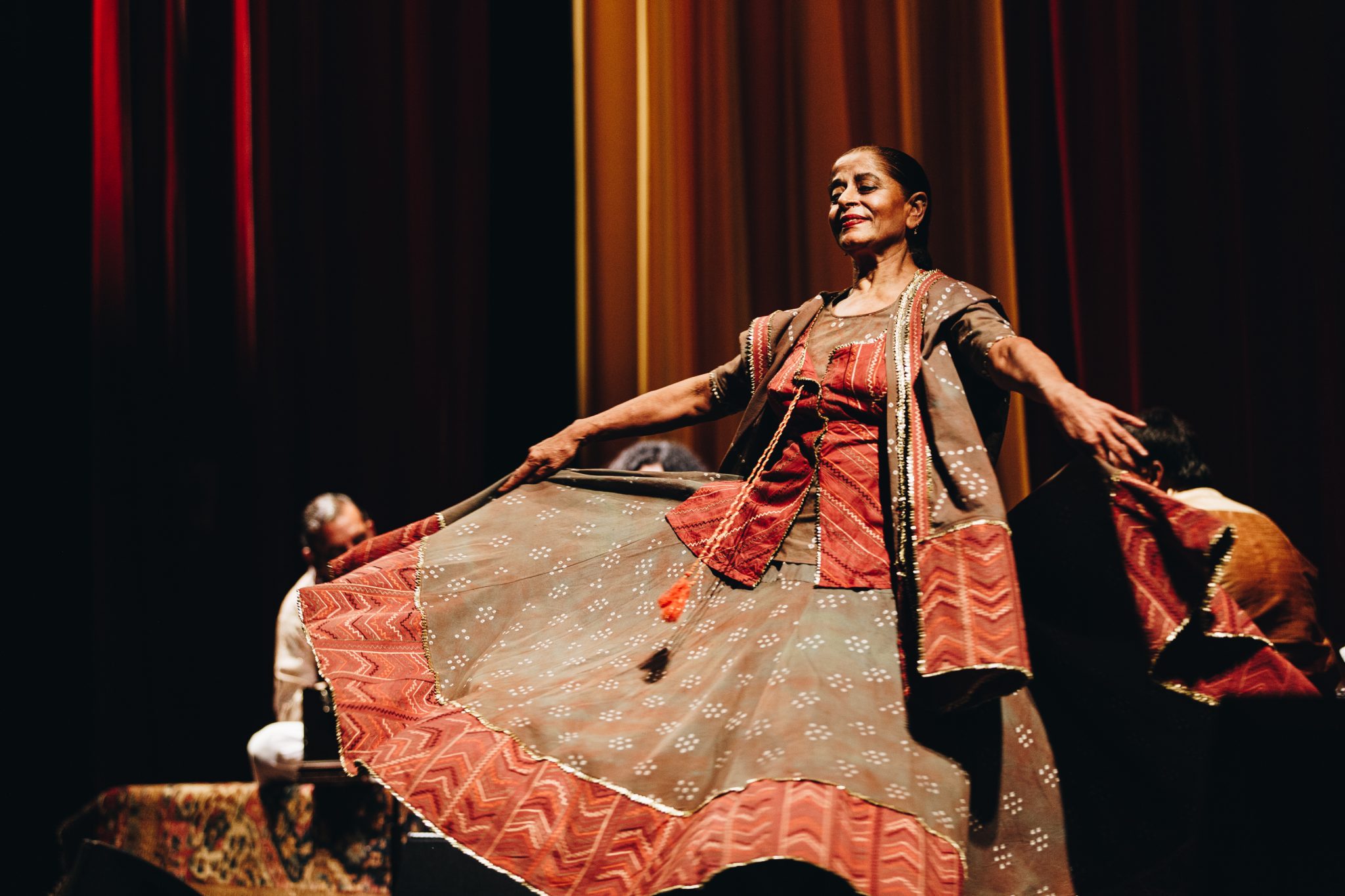 Abida Parveen & Nahid Siddiqui - Manchester Music Photographer & London ...